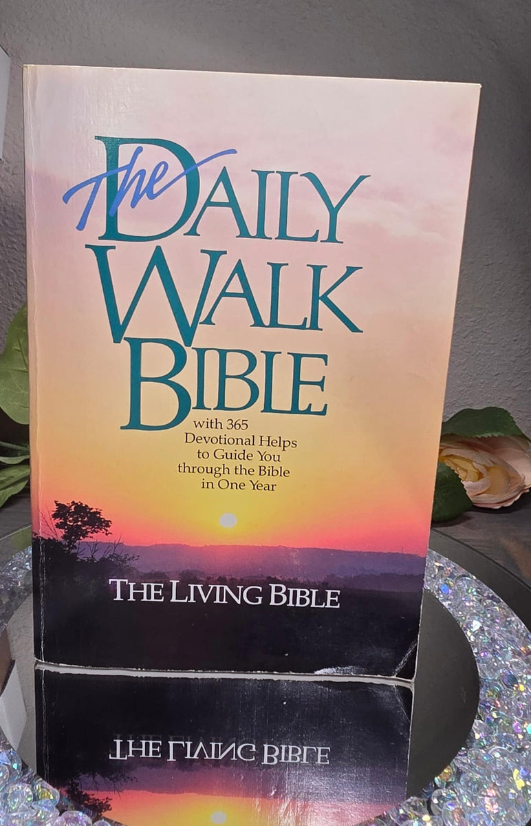 The Daily Walk Bible by Walk Thru the Bible – My Faithbook Store